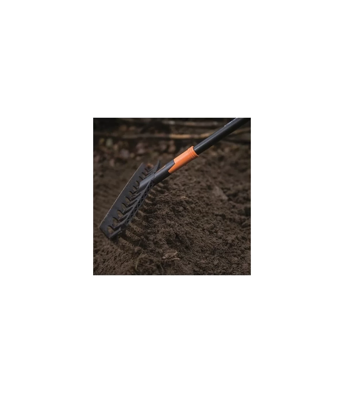 Grebla universala, Fiskars Solid, fara coada